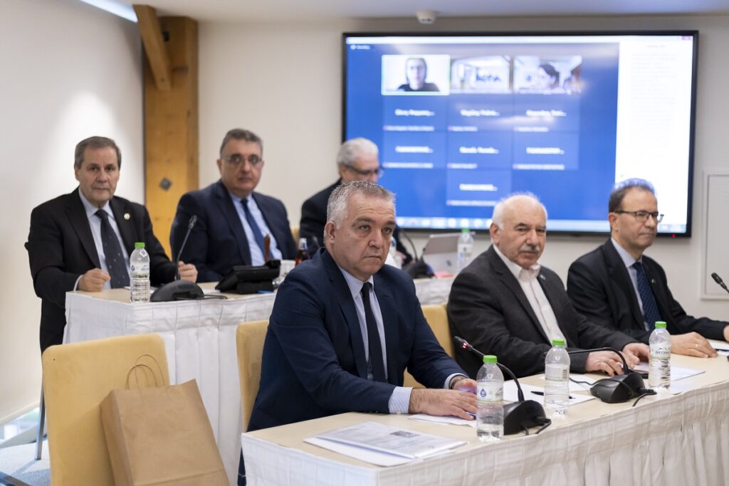 ΣΥΝΟΔΟΣ ΠΡΟΕΔΡΩΝ ΙΑΤΡ. ΣΥΛΛΟΓΩΝ & Δ.Σ. ΠΑΝΕΛΛΗΝΙΟΥ ΙΑΤΡΙΚΟΥ ΣΥΛΛΟΓΟΥ ...